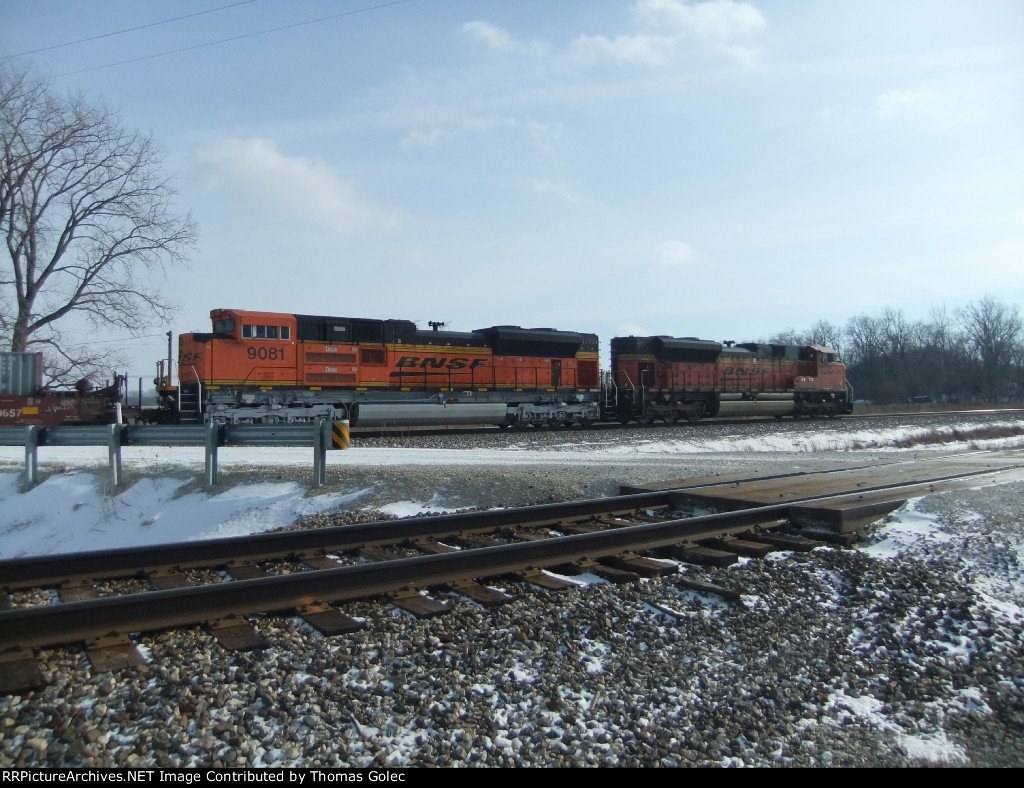 BNSF 9081